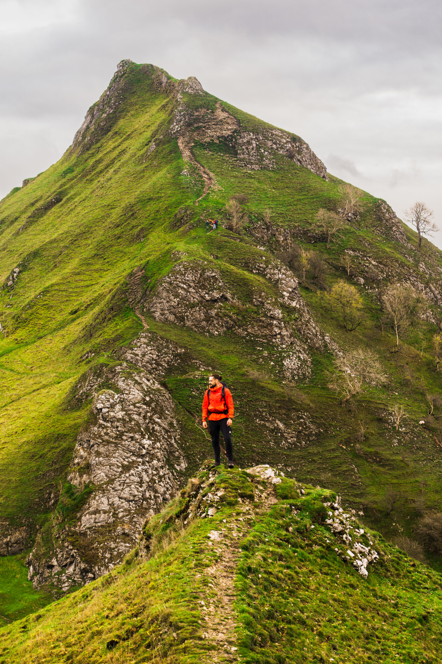 Chrome Hill in the Peak District - Hike Guide | Explore Stronger