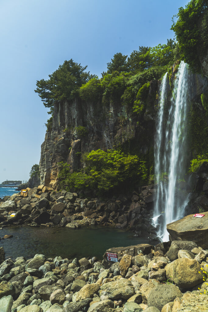 Oedolgae Cliff Walk - Jeju, South Korea | Explore Stronger